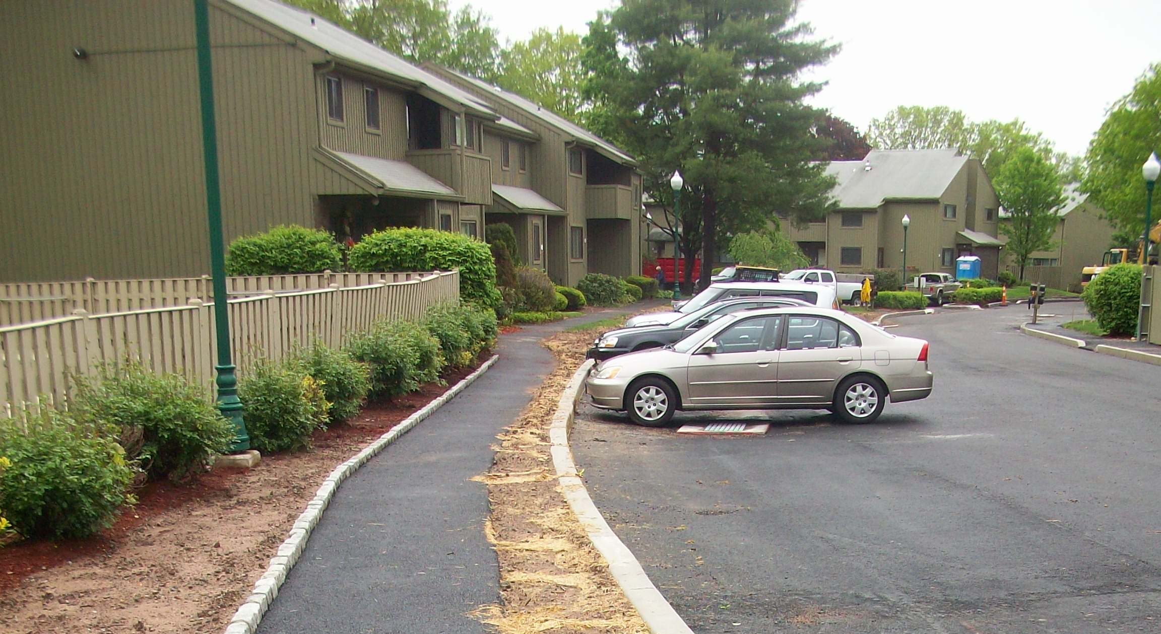 Orangwood East Condominium - DyMar Inc.